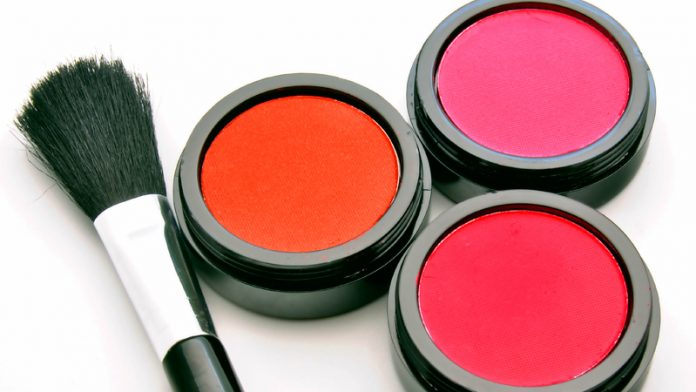 Consejos para para elegir el rubor adecuado según tu tono de piel - Unicas